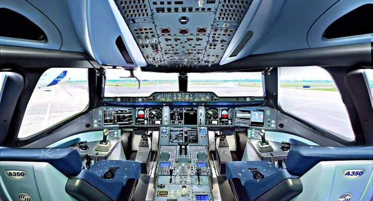 Besuch im Airbus A350-Cockpit - FLUG REVUE