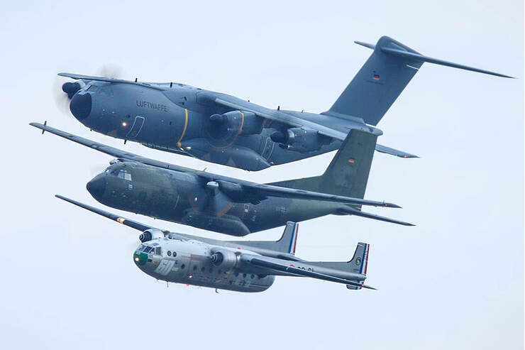 Luftwaffe präsentiert sich in Wunstorf und Holzdorf - FLUG REVUE